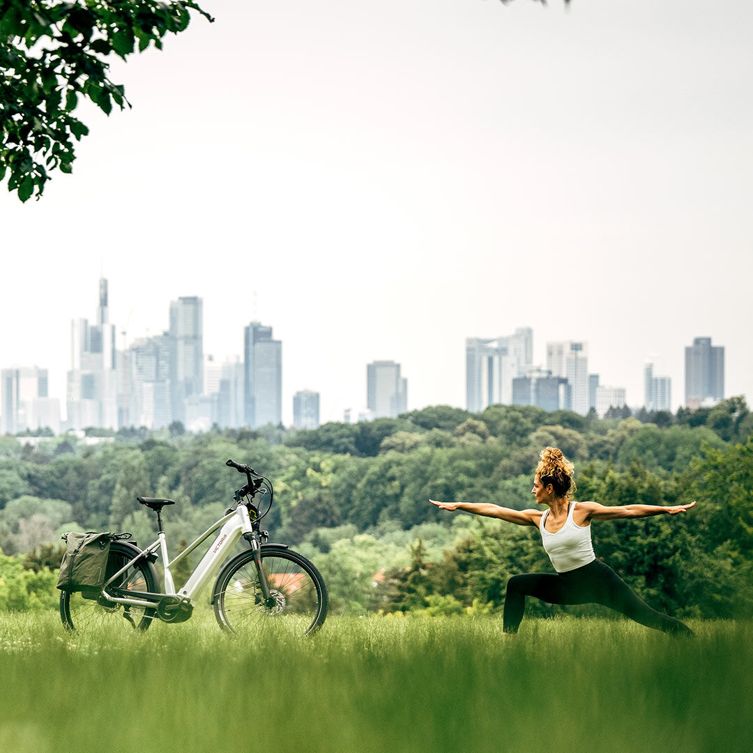 E-bike & yoga: Find inner balance in the heart of Frankfurt with ...